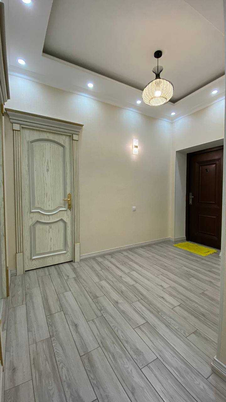 Паркентский Новостройка 4/2/8 новостройка 100м2 с Евро ремонтом