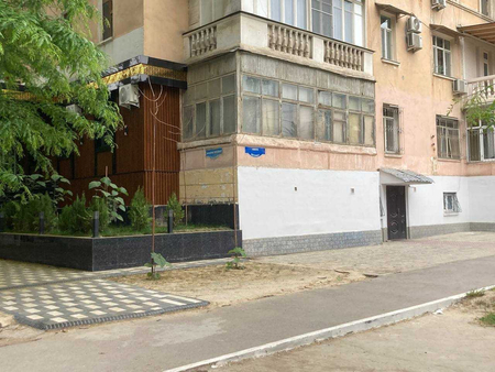 Продается СВРОЯ Цокольный подвал в Ракат Махалле 3х-комнатный