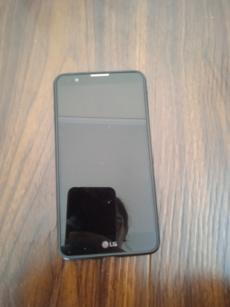 Продается Смартфон LG