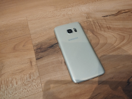 Samsung S7 на запчасти