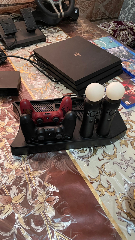 Playstation 4 Pro 1 TB