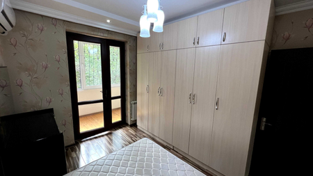 ПРОДАЖА 4/3/4 Кирпич ЦУМ, Айбек. С мебелью и техникой.