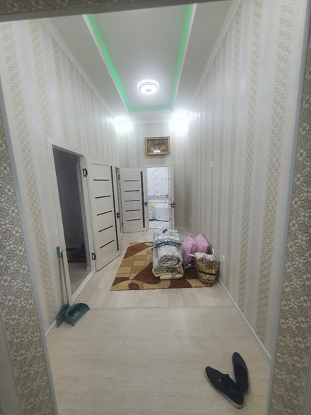Элит Хаус сергели .43.500$ 51 квадрат 2 хона.10 этажка.10 чи этаж