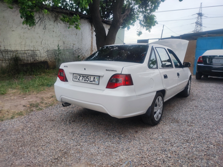 Neksa 2 2015yil 355min yurgan bir qoli