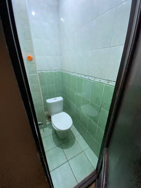 2/2/4 Продаётся на Лабзак балкон 2/6 не торец