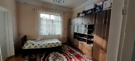 Продаётся дом в центре города