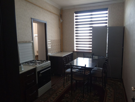 Аренда квартера Якасарой район улица мукумие 3/7/8 87км 700 $ дом голд