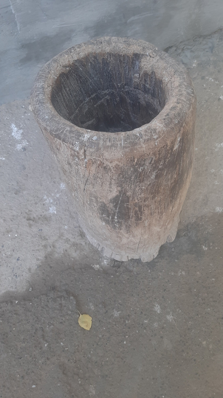 Qadimiy (keli) o‘ymakorlik asosida tayyorlangan