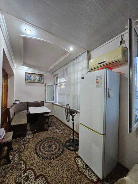 Сергели 8А 2/7/9 продам бал 2*6 Кв.м70 Хор. Ремонт + лифтовая