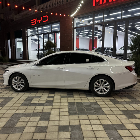Chevrolet malibu 2