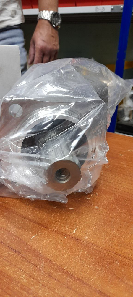 Razdatka flyans val gidronasos VOLVO MERS ateko AKTROS XAMMASIGA