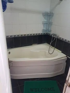 Яшнабад 3/1/4 Панельный дом. Планировка раздельная.
 Санузел