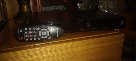 Продается два DVD player.