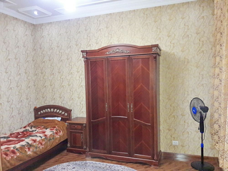 Мирзо Улугбекский район Никитина угловой евродом 2-уровневий 2 дома .