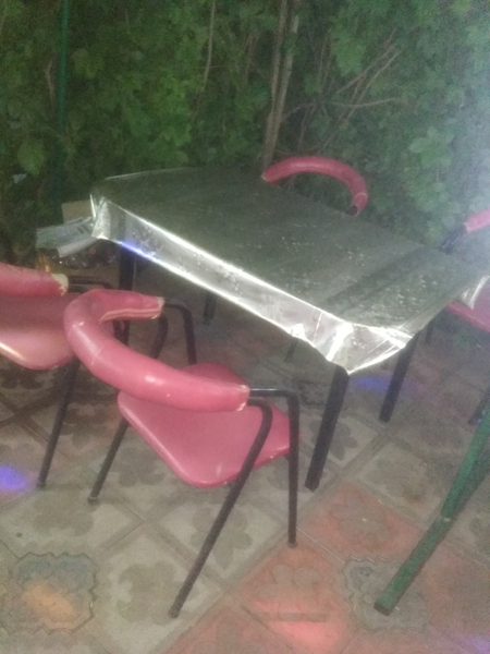 Muzqaymoq biznesi jixozlari sotiladi