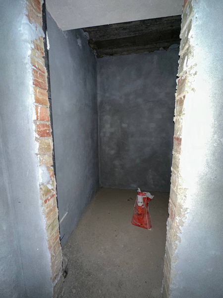 Продаётся 2х комнатная квартира на Супере коробка