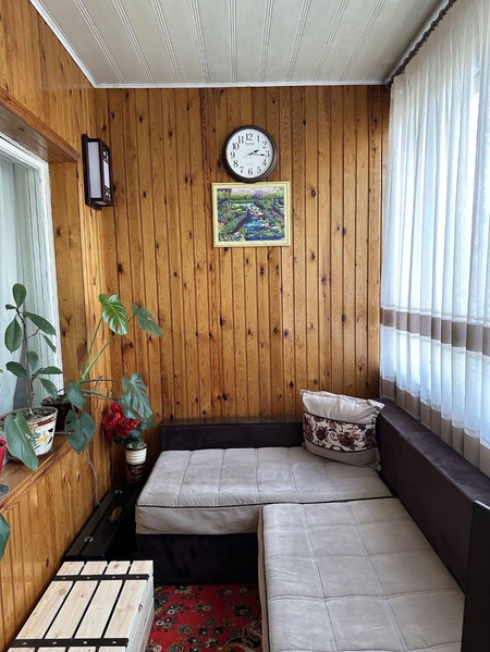 Продам 5 ком квартиру на Карасу-1