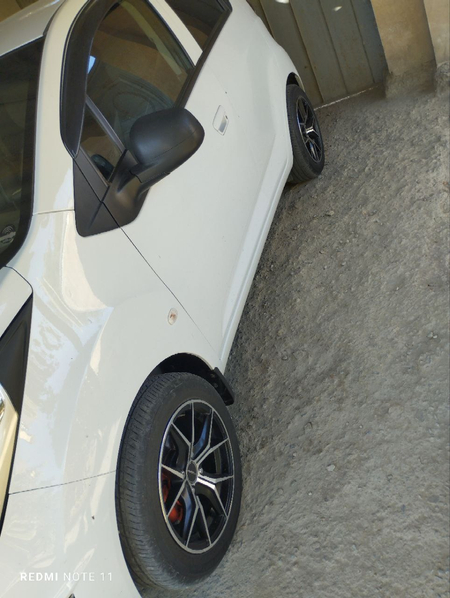 Sakadiska vossen R 15