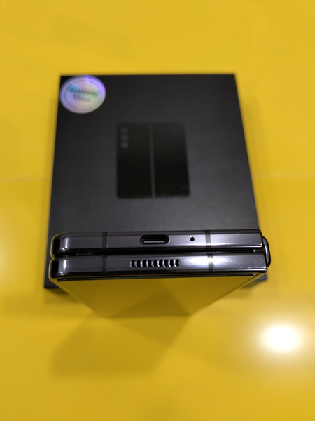 Samsung z fold 5