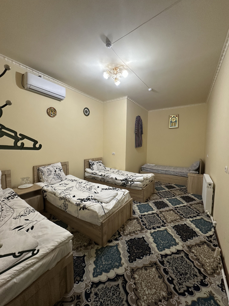 Hostel boburshox