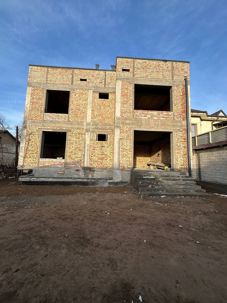 Продаётся 3уровневый коттедж 4сот
