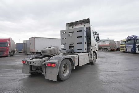 Сотувда мавжуд! Тягач CAMC H9 CNG  4x2