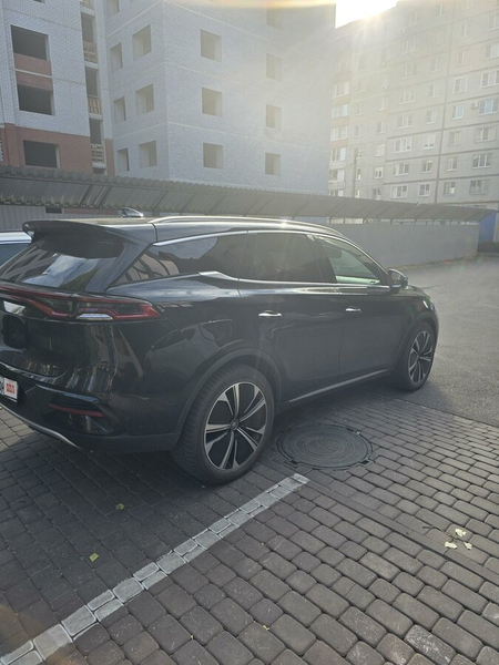 BYD TANG 4.4 секунд