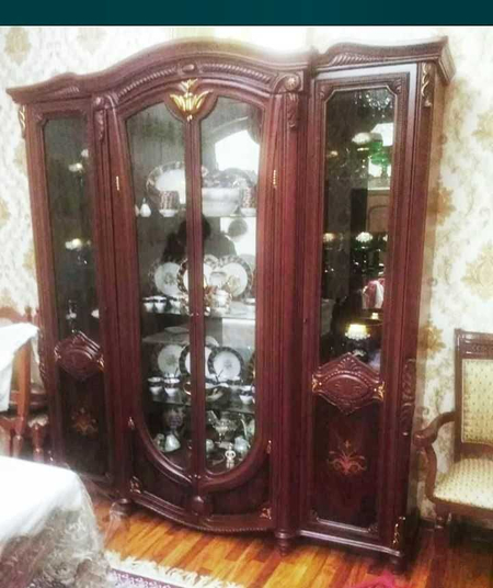 Стол 1 та  стули 12 та дона сифатли ва арзон тошкент