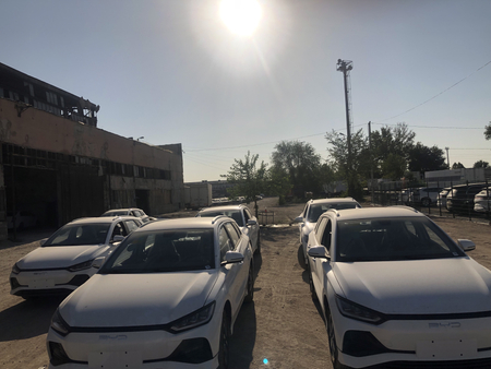 BYD e2 luxury 405 km