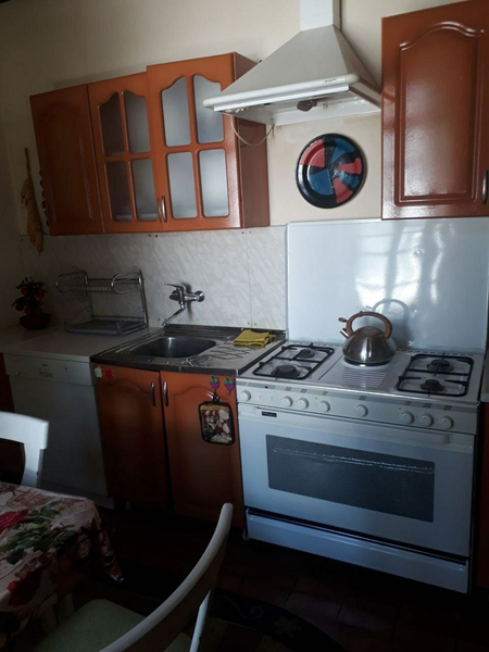 Аренда домик секционного типа 500$