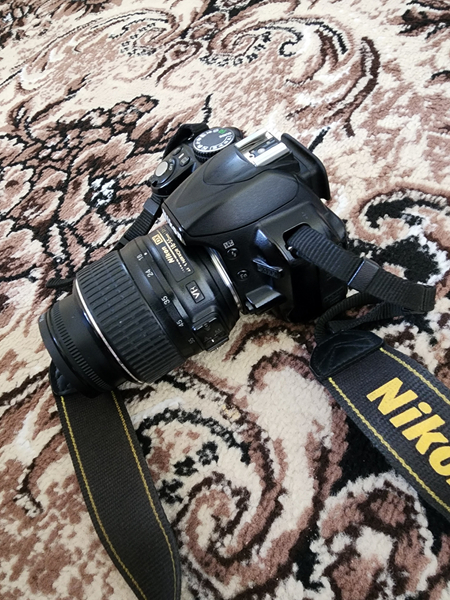 NIKON D3100 fotoaparat sotiladi