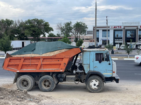 Kamaz sotiladi yili 1987 yil