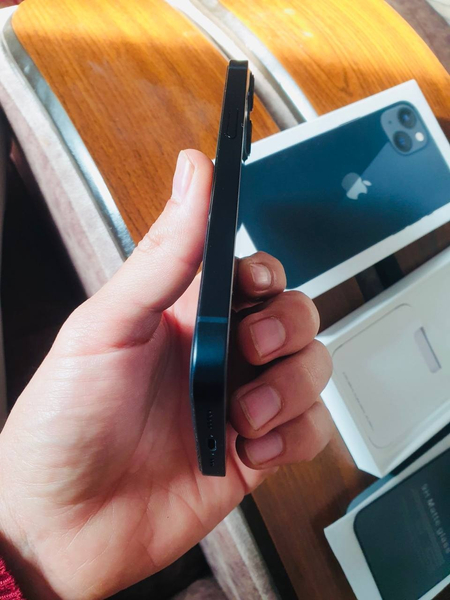 Iphone 13 Midnight