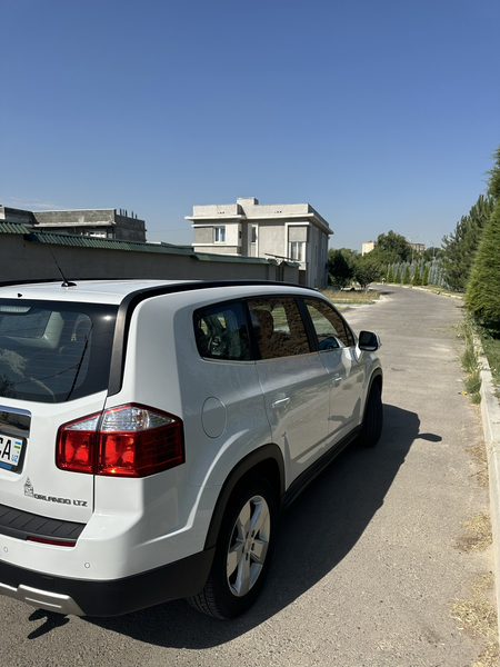 Продаем свой семейный автомобиль