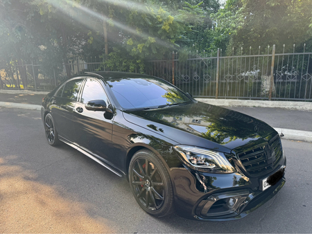 W222 Mercedes benz 6.3 AMG