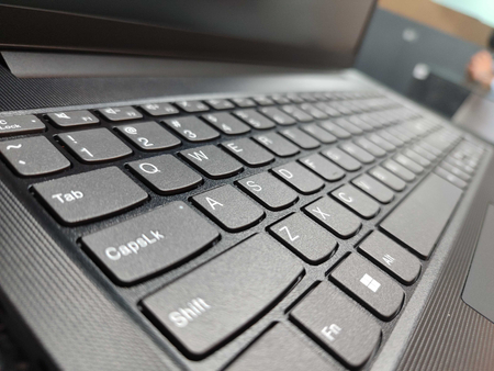 Офисный ноутбук Lenovo V15 G2 Intel Celeron N4500