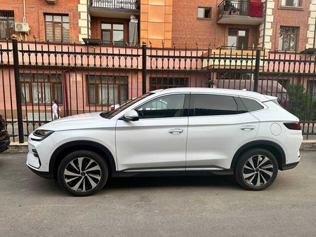 в наличие новый  BYD Song Champion 2023 г. , цвет черный, белый, серый