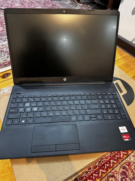HP Laptop 15, AMD Athlon 3050,  1TB, 4GB DDR4, RADEON Graphics