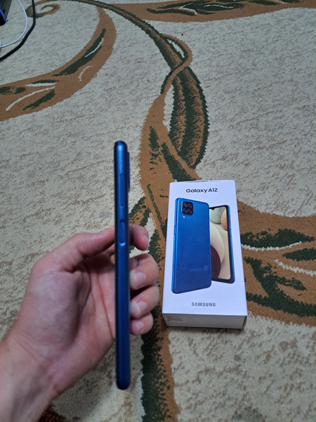 Samsung A12 blue 4/64 Vietnam