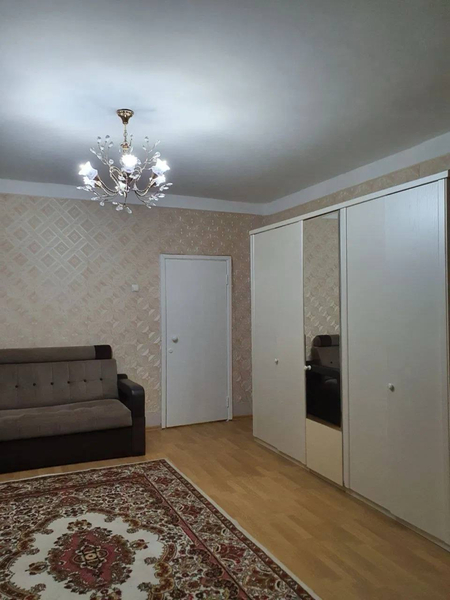 Сдается 2х ком Ганга метро Г.Гулям  депозит 500 коммунал.включ