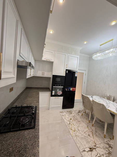 Продается 3 ком. Квартира на 2 этаже площадью 95 кв.м. В Согдиане