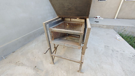 Simichka qovuradigan aparat