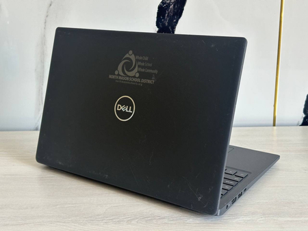 Dell latitude 3510 i5-10 gen / 8 / 256 SSD M2