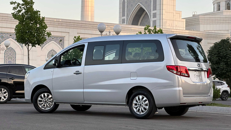 JAC M4 комфорт ва оптимал бўлган 11 ўриндиқли микроавтобус
