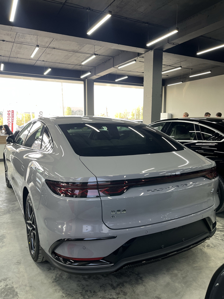 BYD Han EV 2024 Honor Edition 605KM Premium Edition