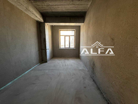 4 xonali 153m² 2-qavat sotiladi