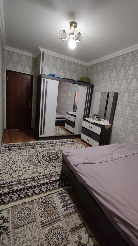 3 xonali 5 etaj navastroyka bor srochi sotiladi