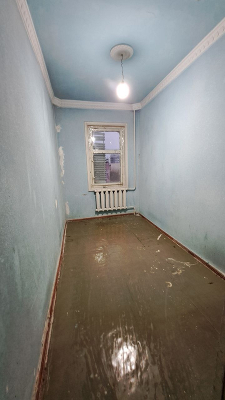 Квартира сотилади Алгоритмда 75квм 5этаж Без ремонт