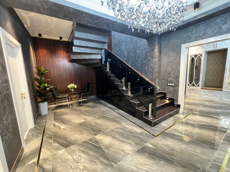 Срочно Продаётся Новостиройка Ж.К New Life ор-р Макро 220.кв