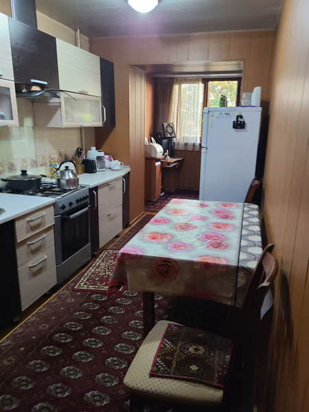 Срочно продаётся Яккасарайский р. Ул.Ракат пединститут